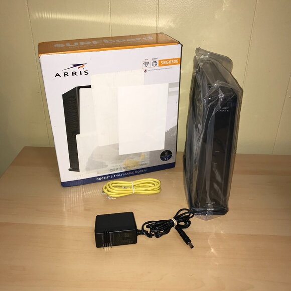 ARRIS | Networking | Arris Surfboard Sbg830 Docsis 3 Gigabit Cable Modem Ac2350 Dual Band Wifi ...